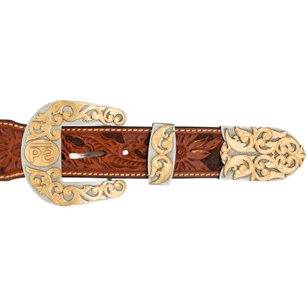 LE DIRE- Our three piece buckle "Le Dire"is an spectacle. P